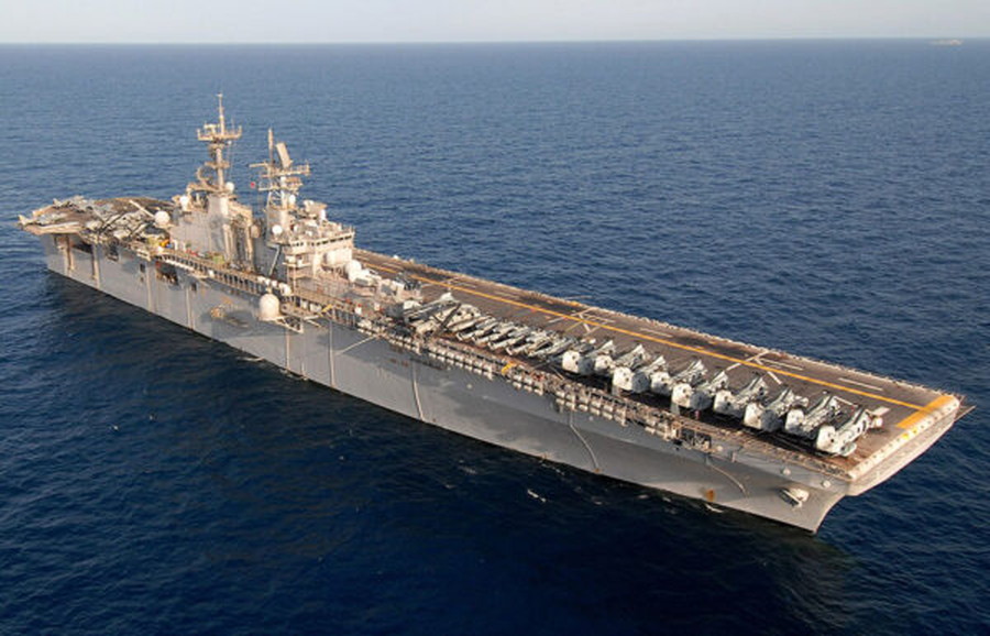 「日本の地名がついた巨大軍艦」でベネズエラ大統領を移送か ホワイトハウスが写真を公開 軍事作戦で拘束 – TheNews